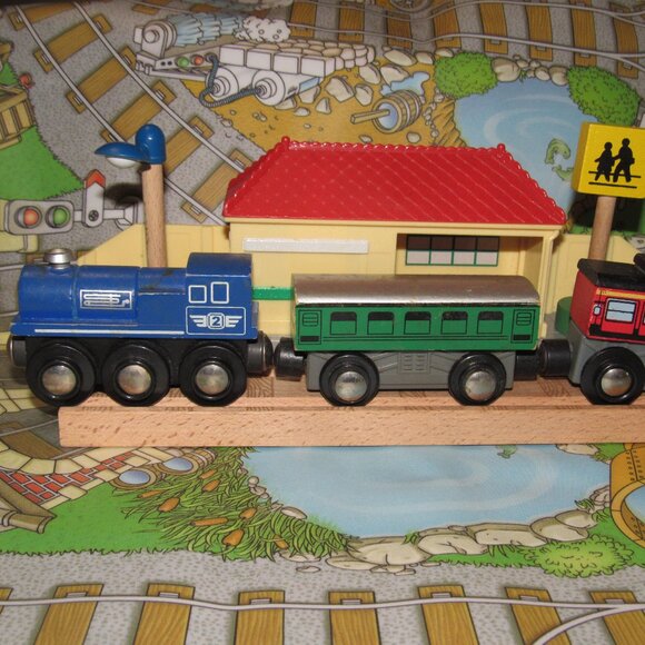 Toys | Toys R Us Geoffrey Wooden Railway Train Track Engine Caboose ...